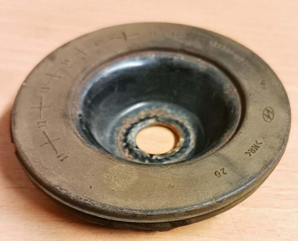 HYUNDAI I20 Front Shock Absorber Mounting 54627-1J500 | eBay UK