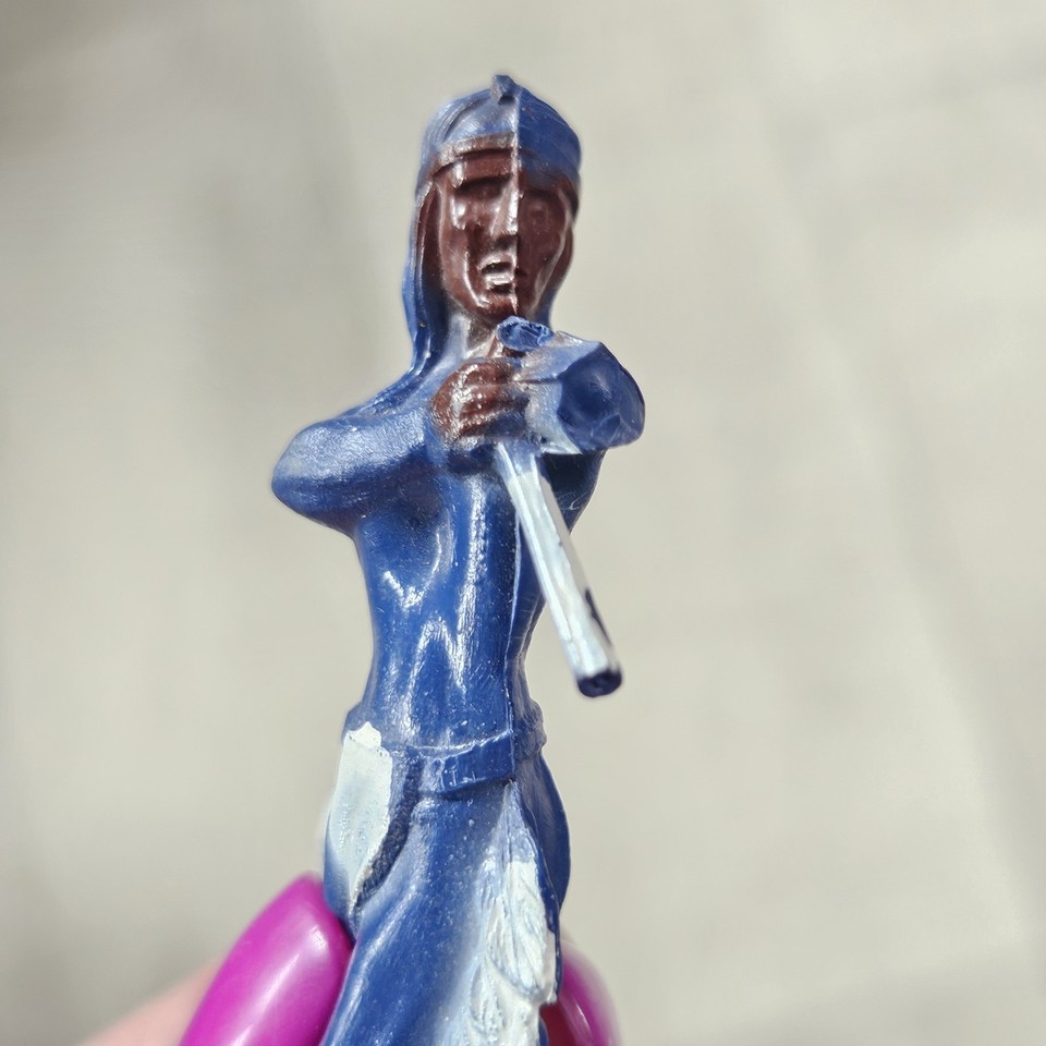 Antique Bergen Toy Plastic Indians And Cowboy Figures Lot Of 11 | eBay