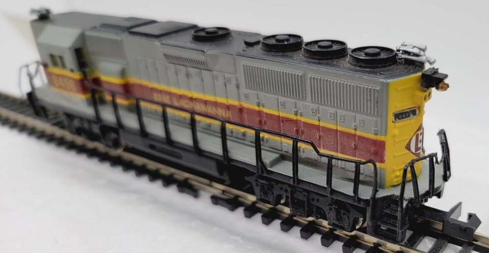Bachmann Erie Lackawanna Lighted Engine 8458 N Scale | eBay