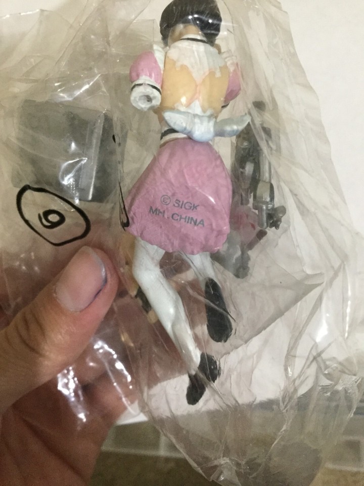 Ghost in the Shell: Mystery Figure - Robot Maid (Sealed, Not Built ...