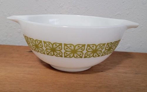 Vintage Pyrex 442 Verde Green Square Flowers Cinderella Nesting Bowl 1 ...