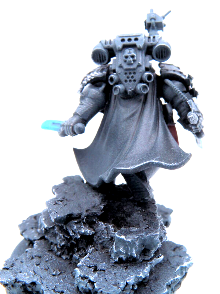 Warhammer 40k Figure - Pro Painted Primaris Infiltrator - Raven Guard ...