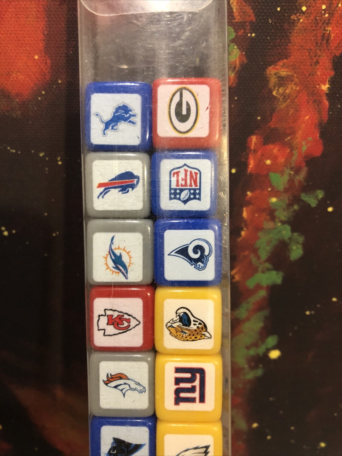 NFL Football Logo Dice set Lot of 24 Dice are a little smaller than ...