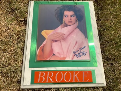 Brooke Shields Signed 8x10 Photo Autograph Nice Plaque Signature | eBay