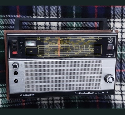 Vintage Soviet transistor radio OCEAN-209 (1980s, USSR) with FM (#153 ...