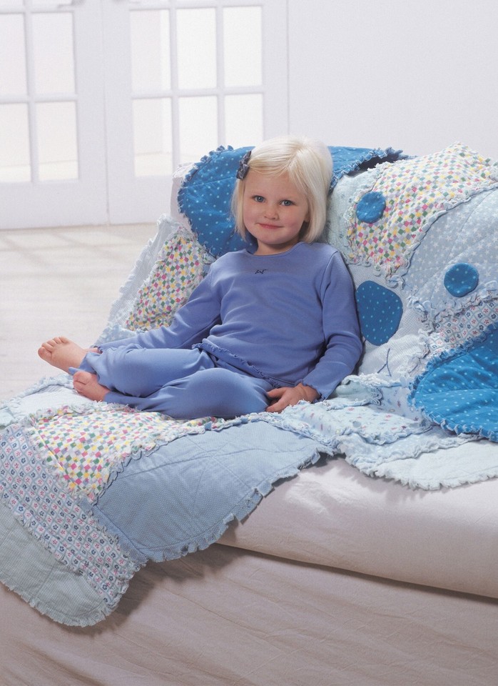 SIMPLICITY 9674 RAG QUILT & HANGINGS Sewing Pattern 49" x 57" Skill ...