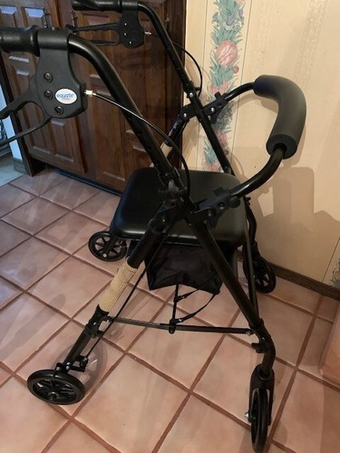 EQUATE BASIC ROLLATOR WALKER/WITH SEAT/BLACK/NEW | eBay