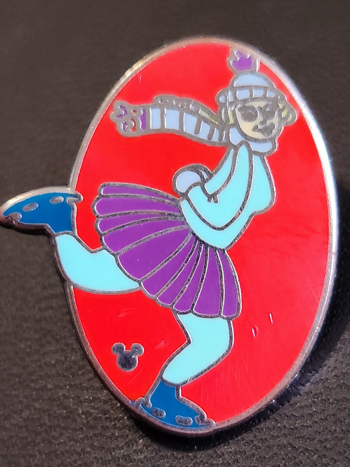DLR 2013 Disney Hidden Mickey Pin Ice Skating Skater Girl Toontown Red ...