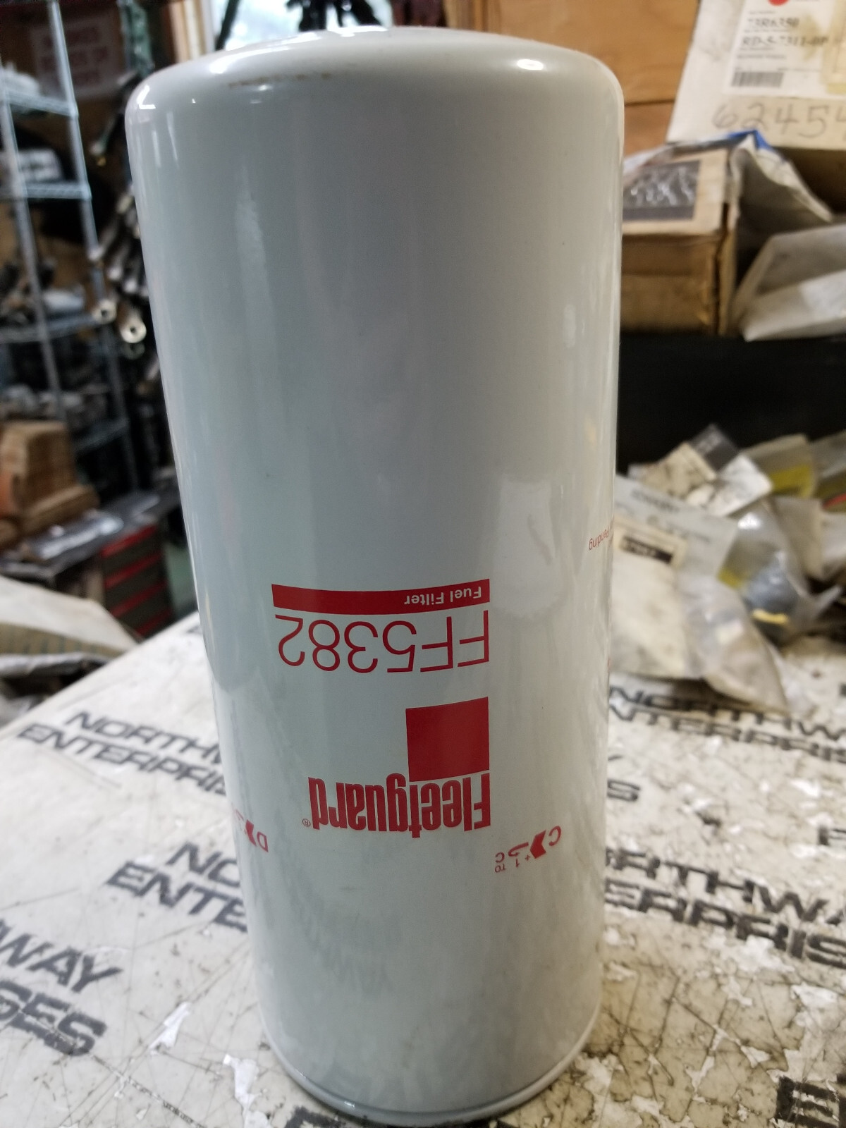 FLEETGUARD FF5382 - Fuel filter cross reference