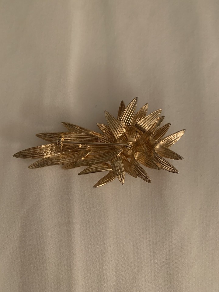 Vintage Marvella Brooch Pin | eBay