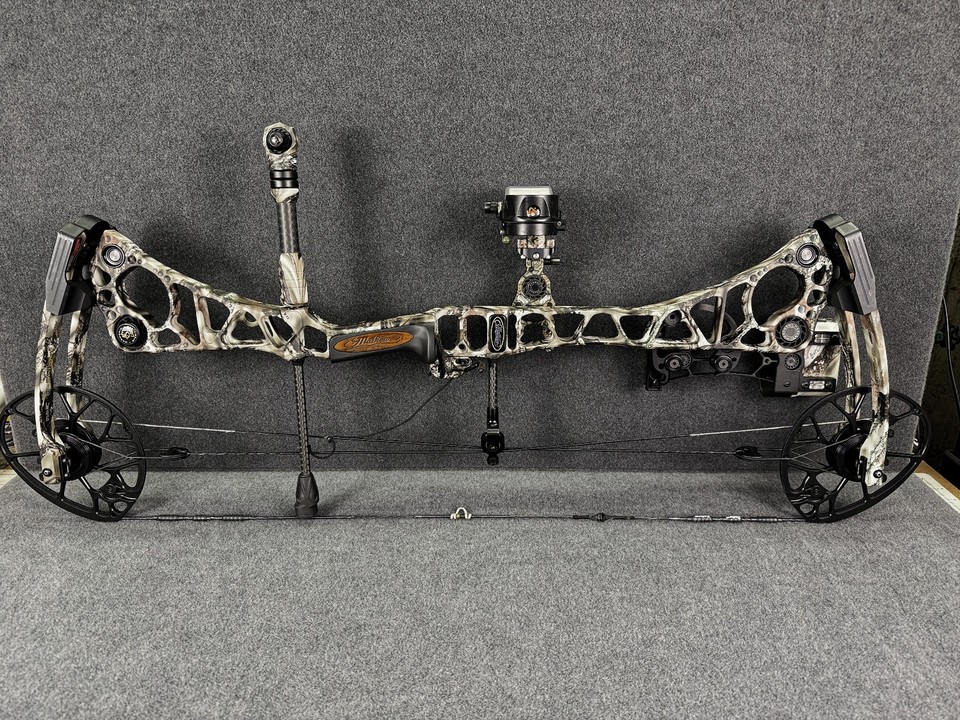 Mathews Halon 32 7 Compound Bow Lost Camo RH | eBay