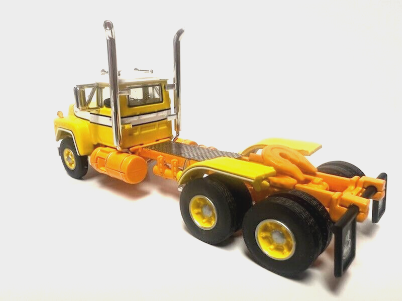 DCP FIRST GEAR 1/64 SCALE R MODEL MACK DAY CAB, YELLOW, ORANGE & WHITE ...