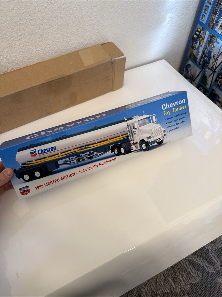 Chevron 1998 Limited Edition Diecast Tanker Truck Toy 15" Lights Sounds ...