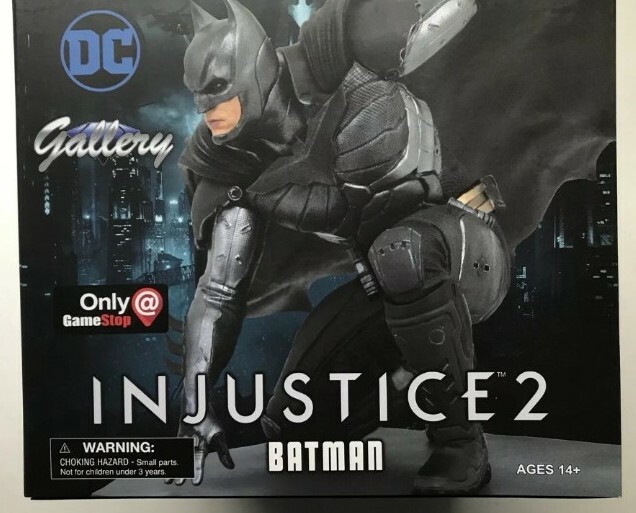 DC Diamond Select Gallery Crouched Batman 6 in Injustice 2 Figure for ...