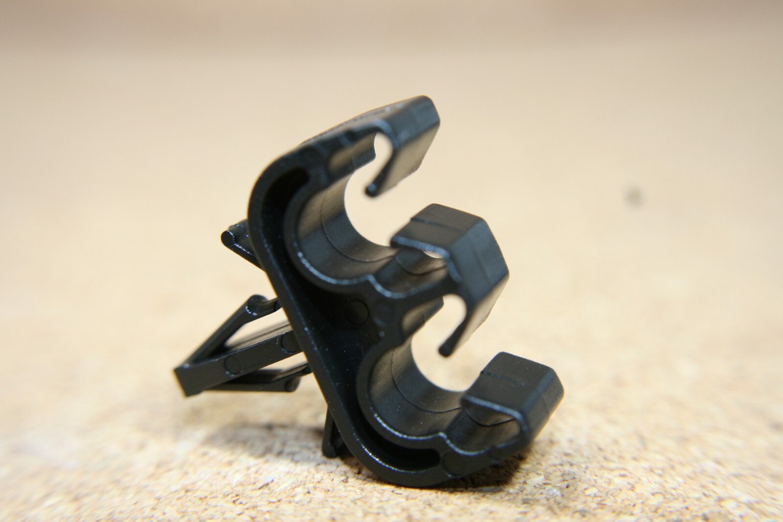 10 Brake Pipe Cable Wiring Fastener Clips Grey Double Plastic 7mm Twin ...