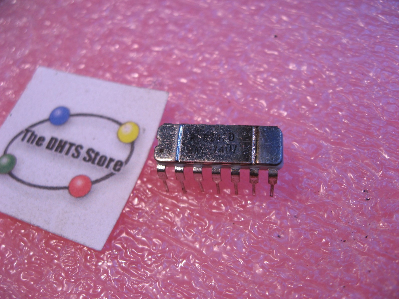 RC8242D Raytheon IC Ceramic Metalized RC8242 8242 - NOS Vintage Qty 1 ...