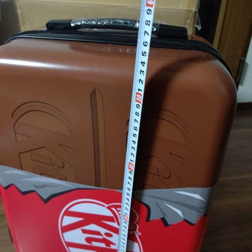 KitKat Luggage Suitcase Carry Case Prize Limited Edition Of 100 Japan ...