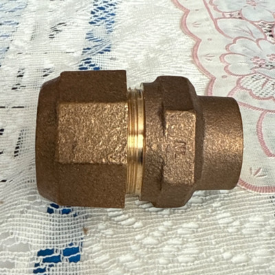 Mueller brass straight coupling Compression 1" IPS PE pipe x 3/4" F.I.P ...
