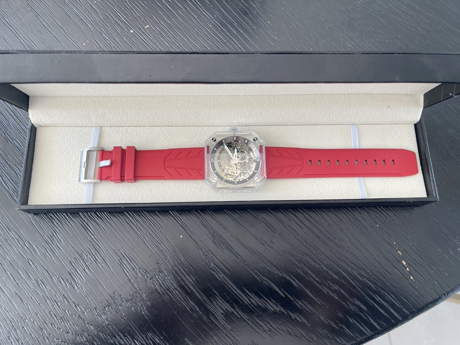 Ritmo Mundo Pegasus Men's Watch Clear Transparent Screen Red Band