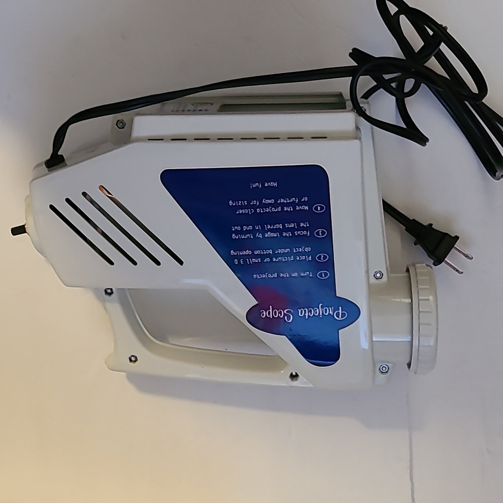 Projecta Scope The Projector for Artists and Crafters Apco White Tested ...