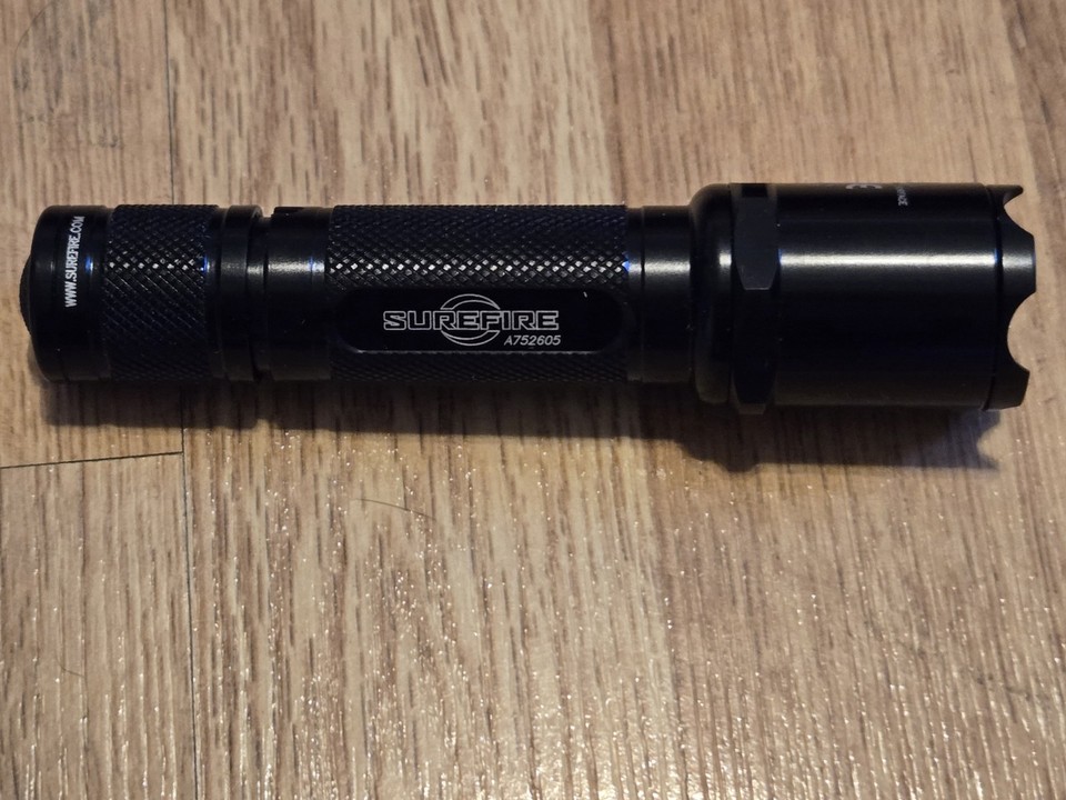 Surefire 6P LED Defender Flashlight "MINT CONDITION " | eBay