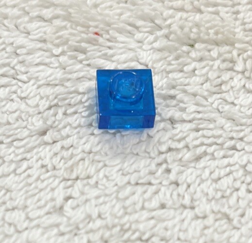 LEGO-#3024 -Trans: Red, Green, Blue, Yellow, Clear 1 x 1 PLATES- 150 ...