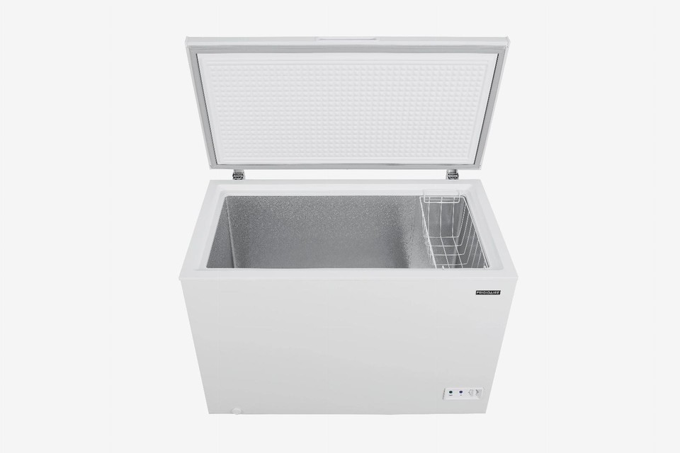 Frigidaire Deep Freeze 10.3 Cu Ft Freezer Chest Garage Ready Major ...