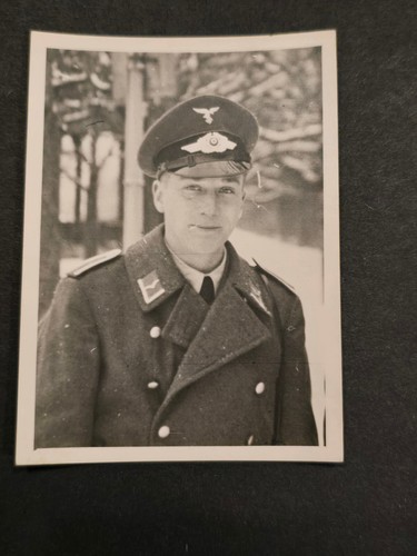 HANDSOME LUFTWAFFE OFFICER POSES WW2 WWII German Wartime Military Photo ...