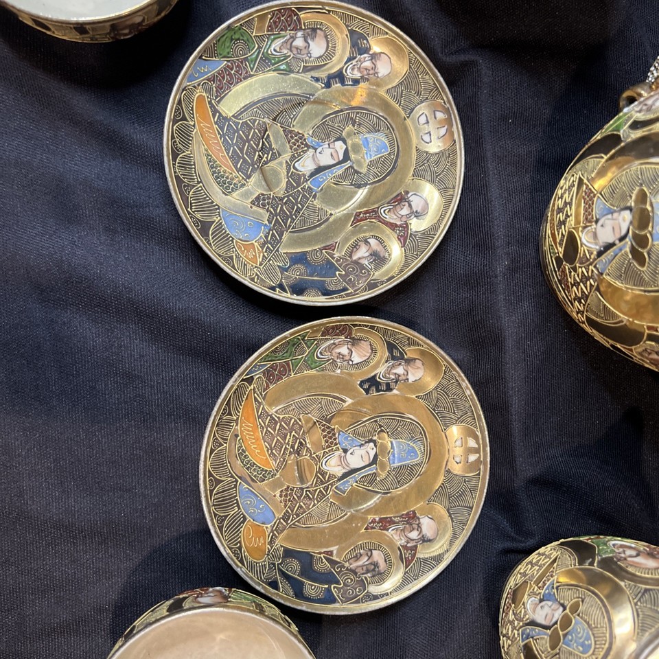 Enchanting 11 Piece Japanese Satsuma Dragonware Tea Set Gold Detailing ...