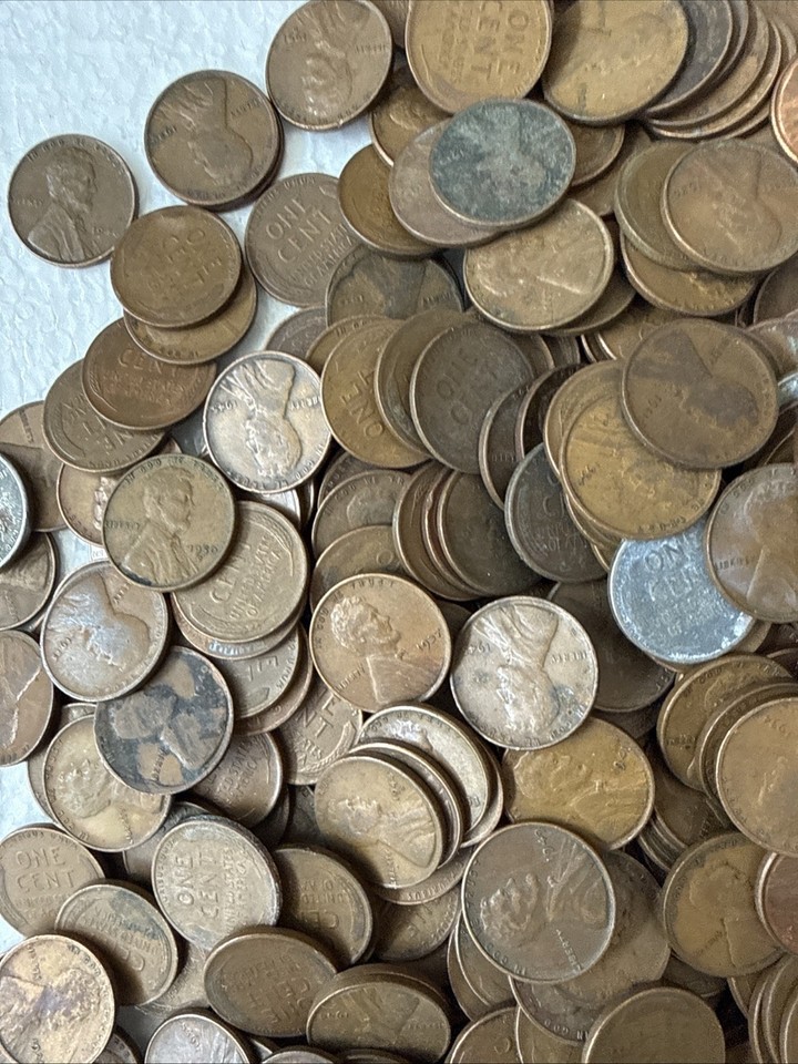 Lincoln Wheat Cents 1000+, Coins In Photo are Coins received. Free ...
