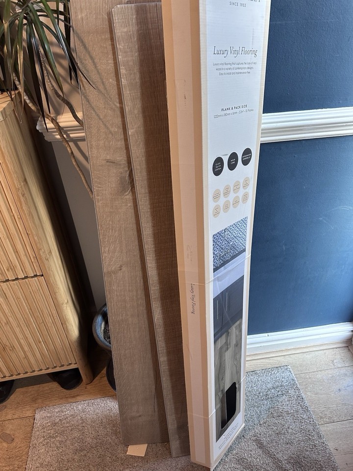 2 packs Laura Ashley Emneth Waterproof Wood Effect Luxury Vinyl Click ...