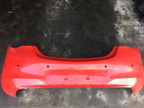 39002839 Stoßstange hinten Opel Corsa E in Rot PDC Löcher | eBay.de