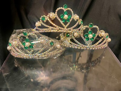 Item 7979: This 3-pc Crown Set features a stylish & elegant beauty ...