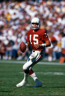 Neil Lomax St Louis Cardinals drops back to pass v Washingto- Football ...