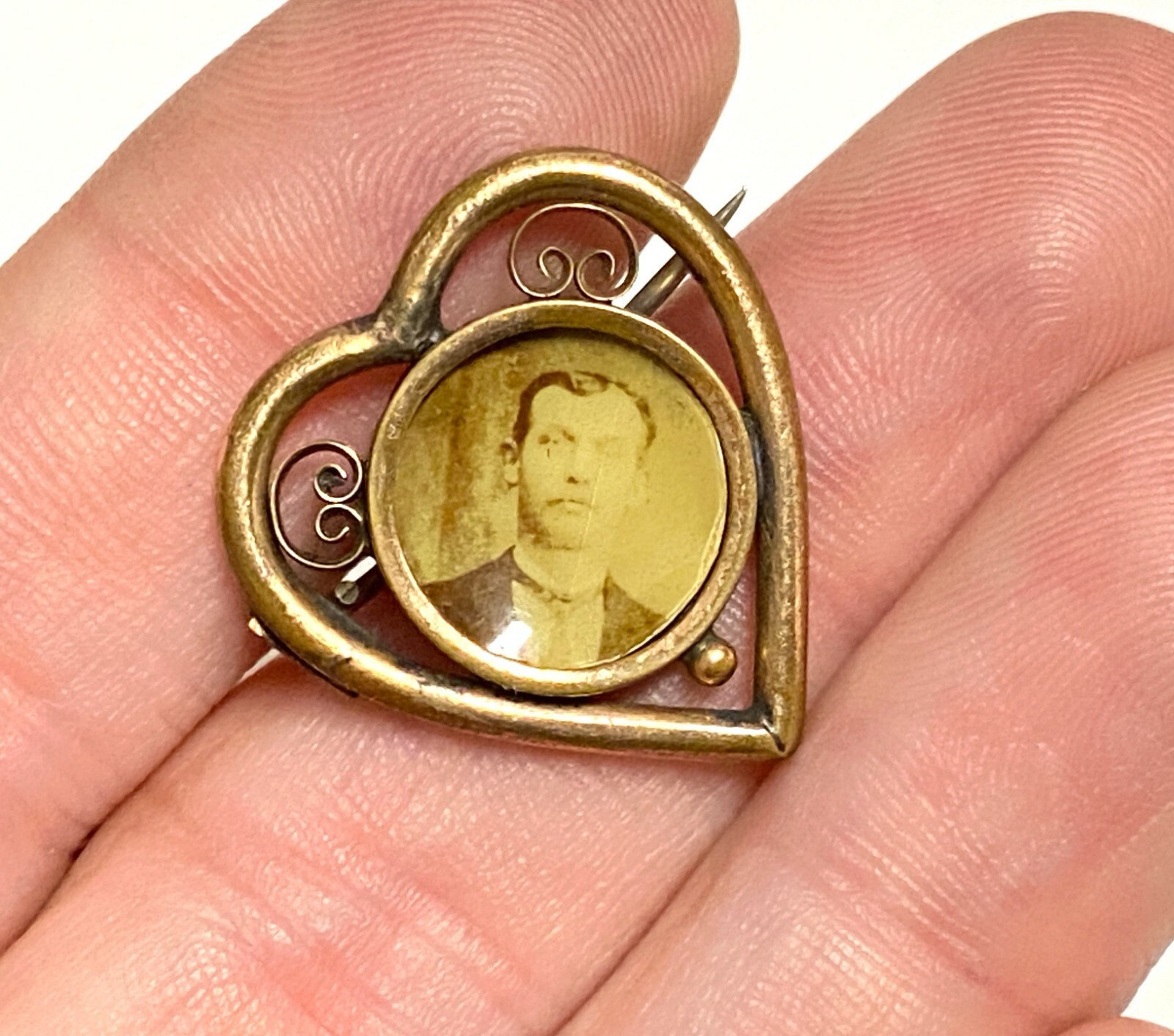 Antique Ornate Victorian Gold Doublé Heart Photo Swee… - Gem