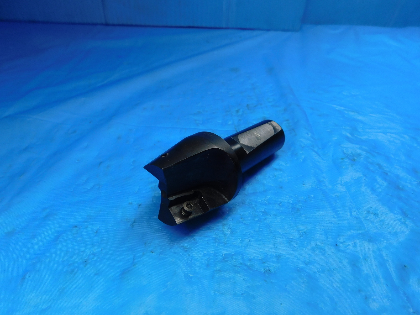 KYOCERA 1" DIA. CHAMFER INDEXABLE END MILL OTM-CM1000-10 3/4 SHANK 2 ...