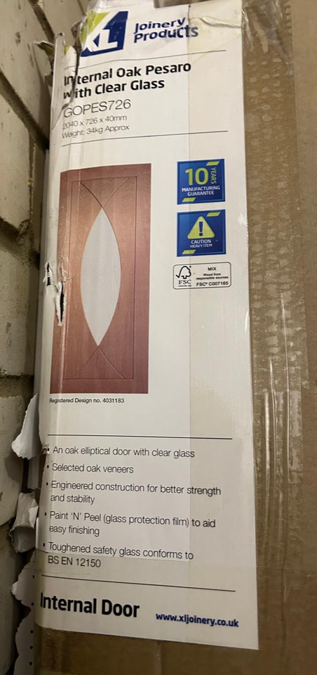 PESARO INTERNAL DOOR WITH CLEAR GLASS OAK PREFINISHED 726 x 2040 x 40mm ...
