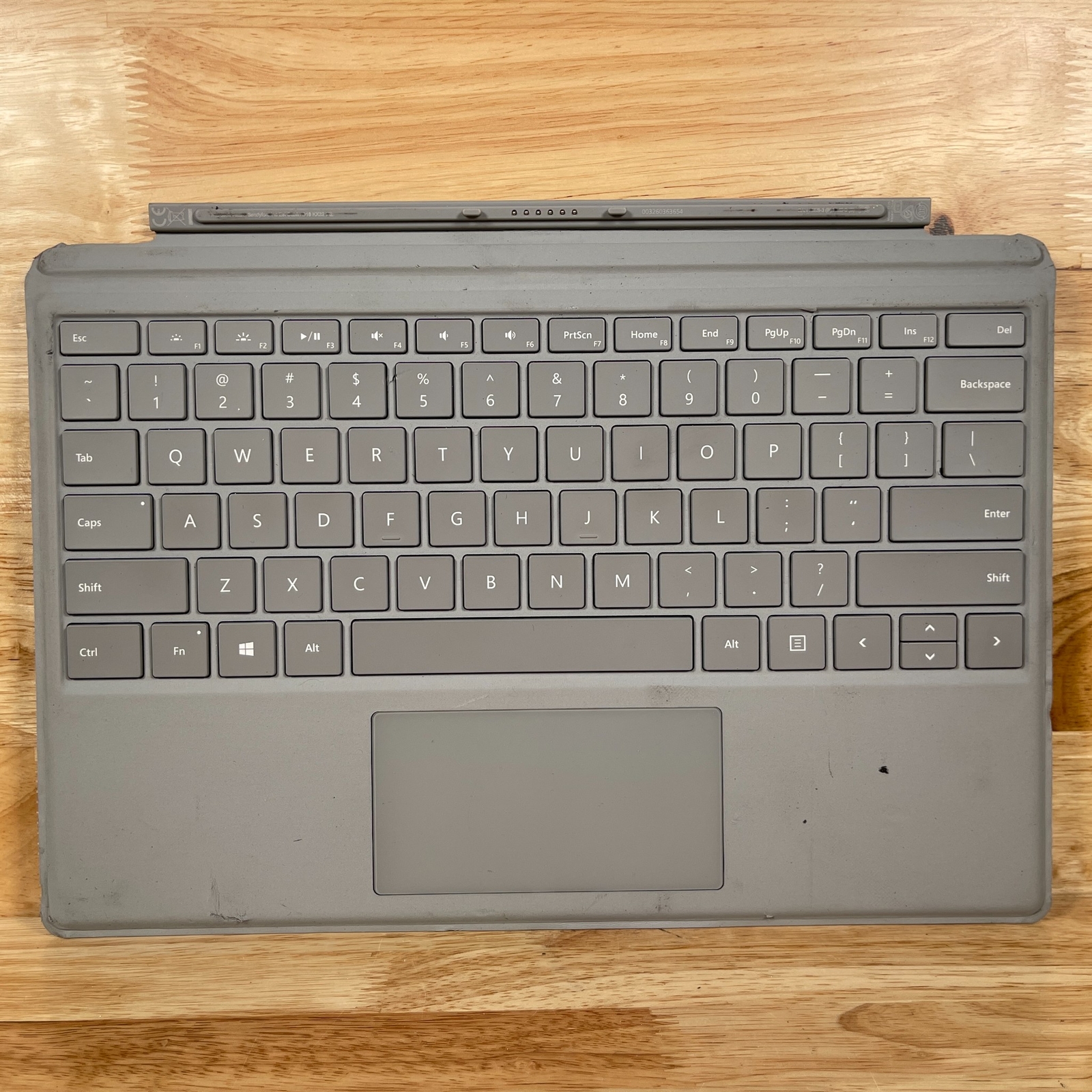 Microsoft 1725 Surface Pro 4 Type Cover Magnetic Standard QWERTY ...