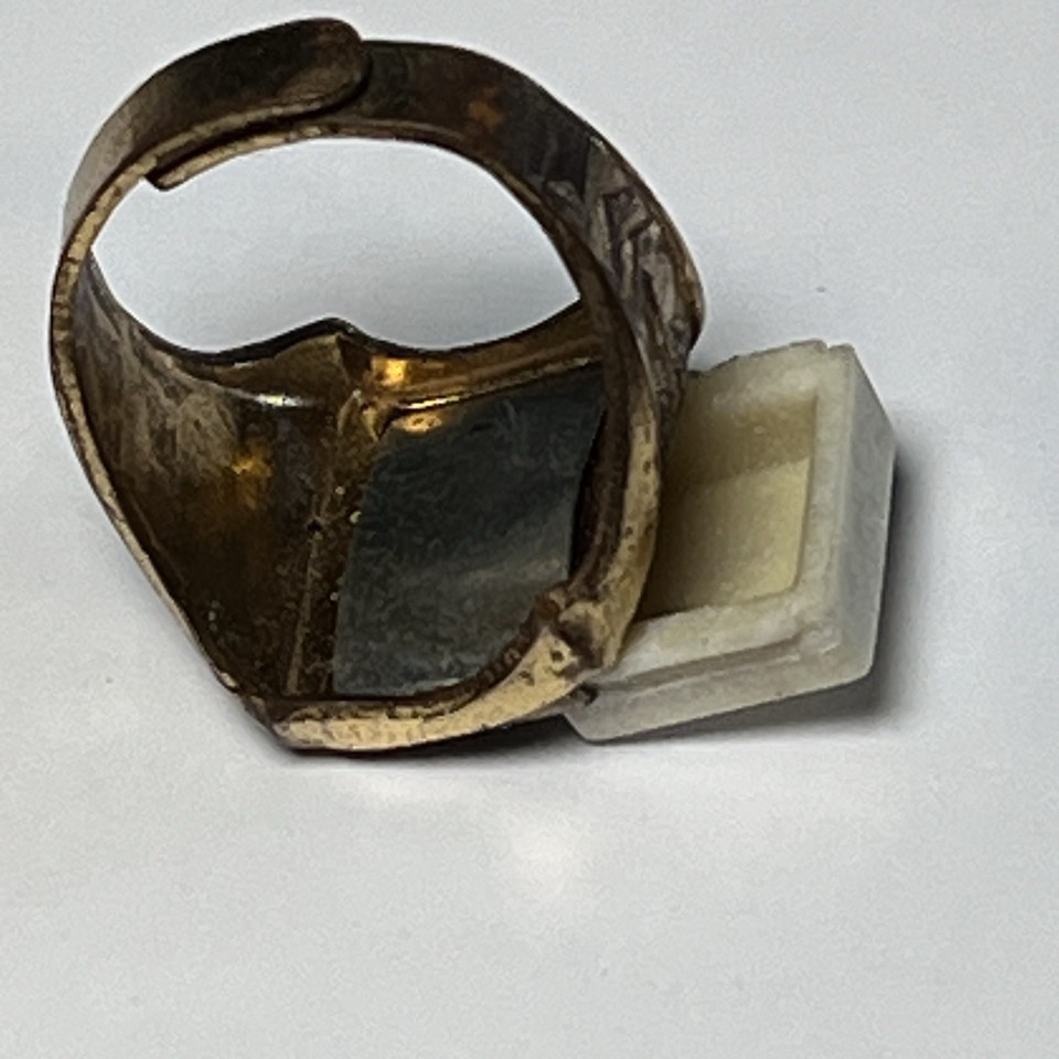 1940s Sky King Radar Ring Secret Compartment Premium Peter Pan Peanut ...