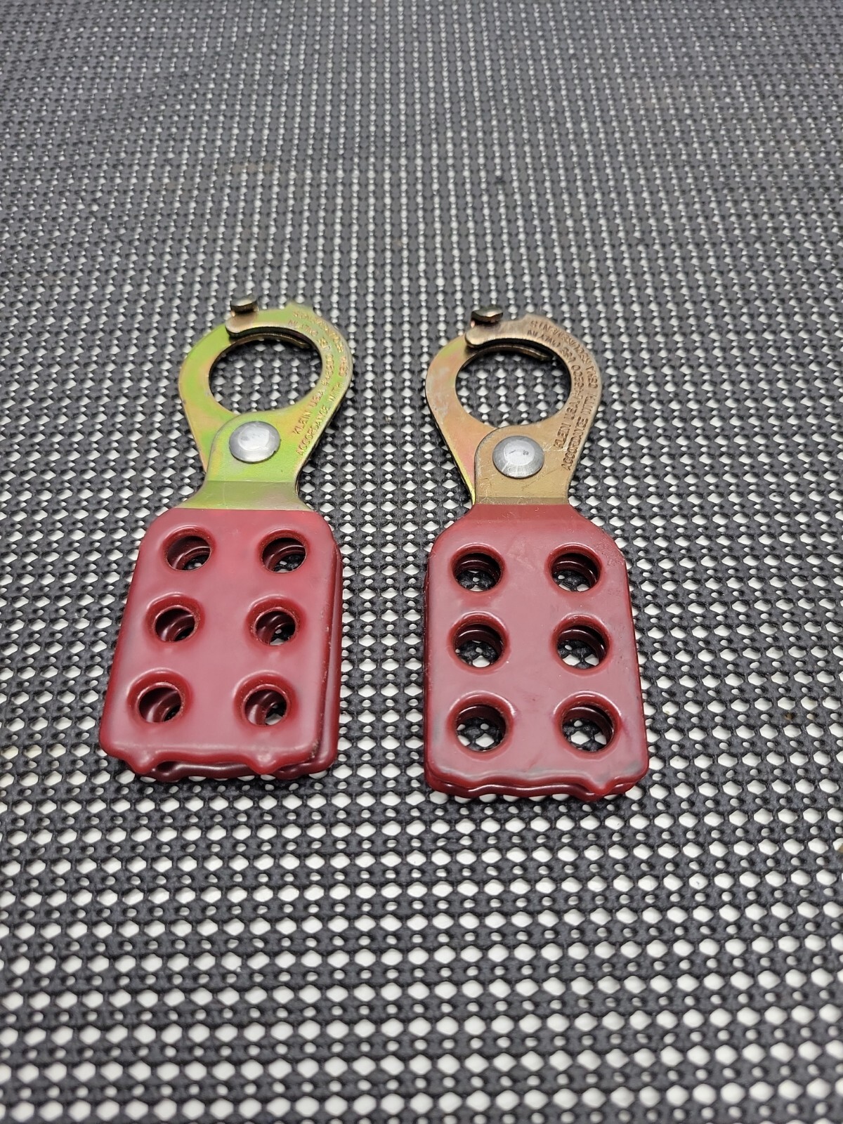 Klein 45200 Lock Out safety field locks lot of 2 | eBay