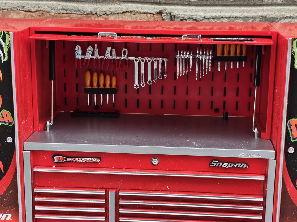 Snap On 1:8 Scale Doug Herbert Pit Wagon Tool Box, New In Box !! | eBay