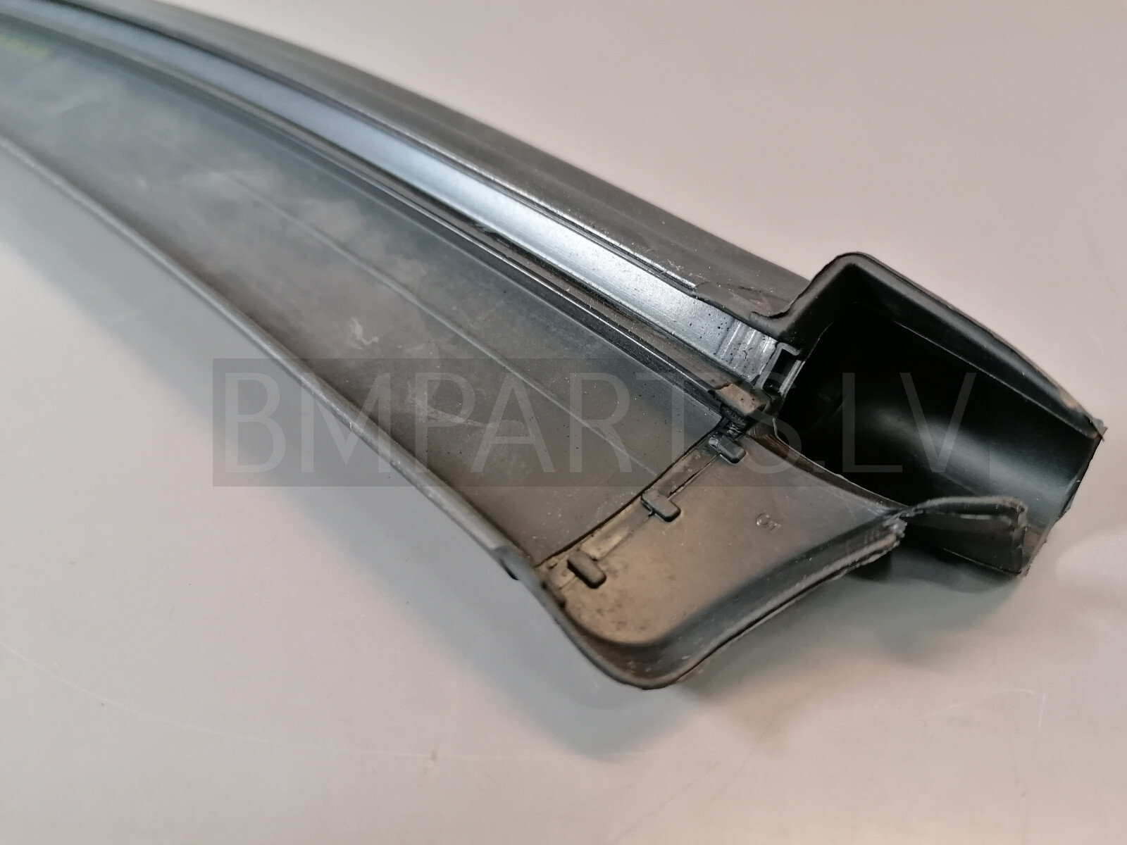 NEW GENUINE BMW F07 GT F01 F02 F03 & LCI F04 ENGINE HOOD SEAL FRONT ...