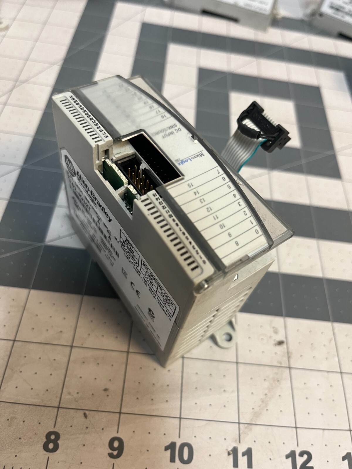 Allen Bradley 1762-IQ32T MicroLogix 32pt 24VDC Sink/Source Input USA ...