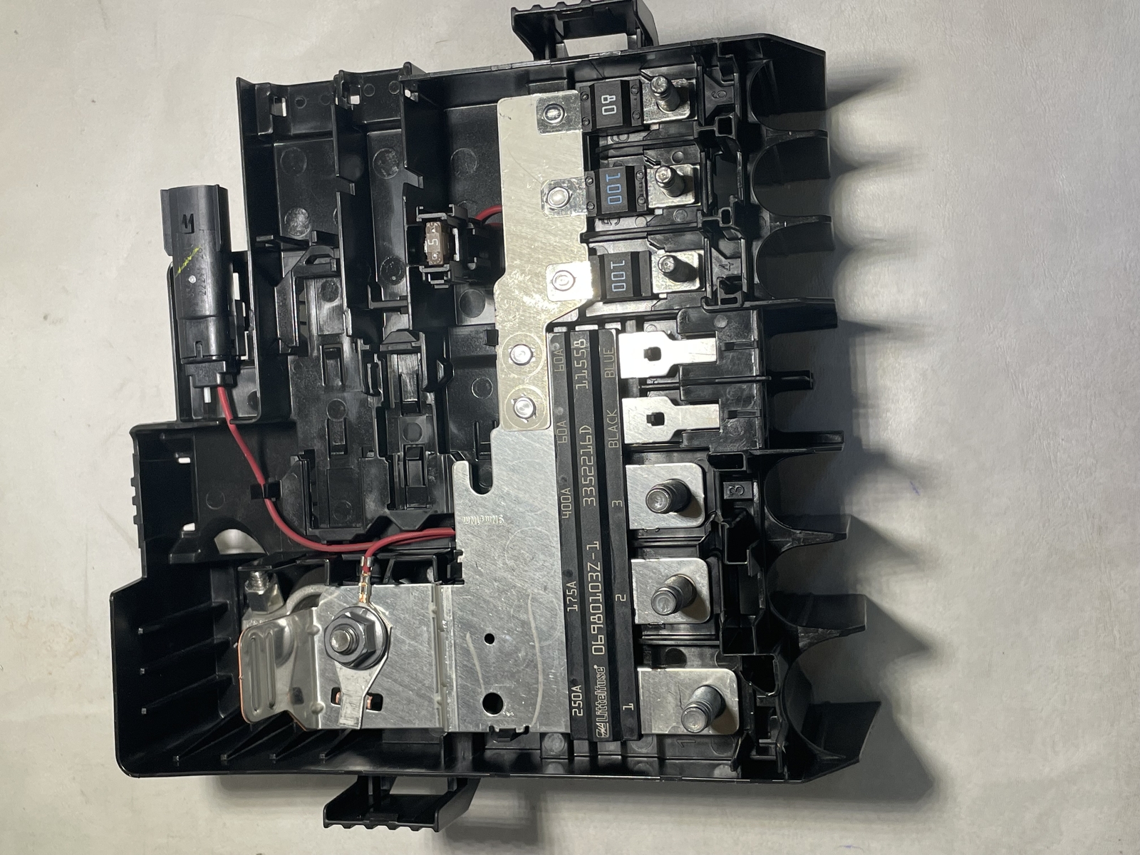 2020-2023 SILVERADO SIERRA 6.6 GAS UNDER HOOD FUSE BLOCK NEW GM ...