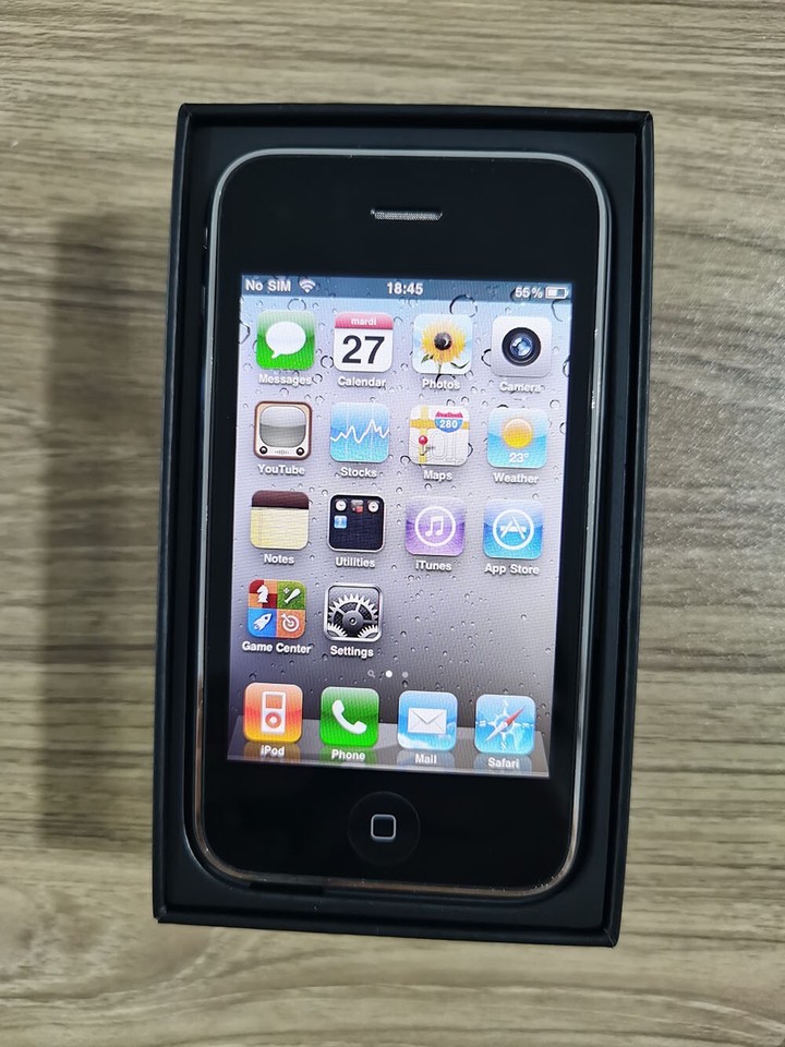 Boxed Apple iPhone 3nd 3GS - Black /white For Collectors | eBay
