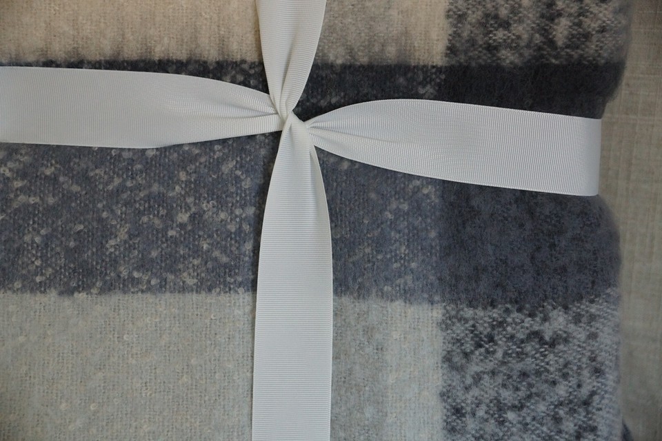 UGG Colton Muted Plaid Throw Blanket Wool-Blend Imperial Whipstitch 50 ...