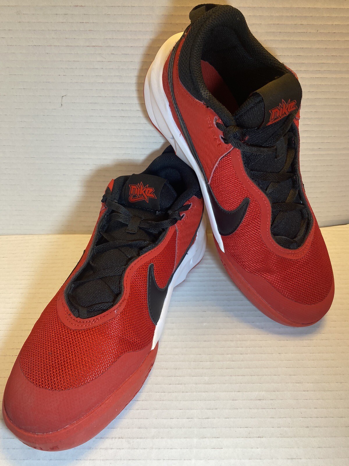 Nike HustleDX-SU21 US 6.5Y red with black SWOOSH And White Soles | eBay
