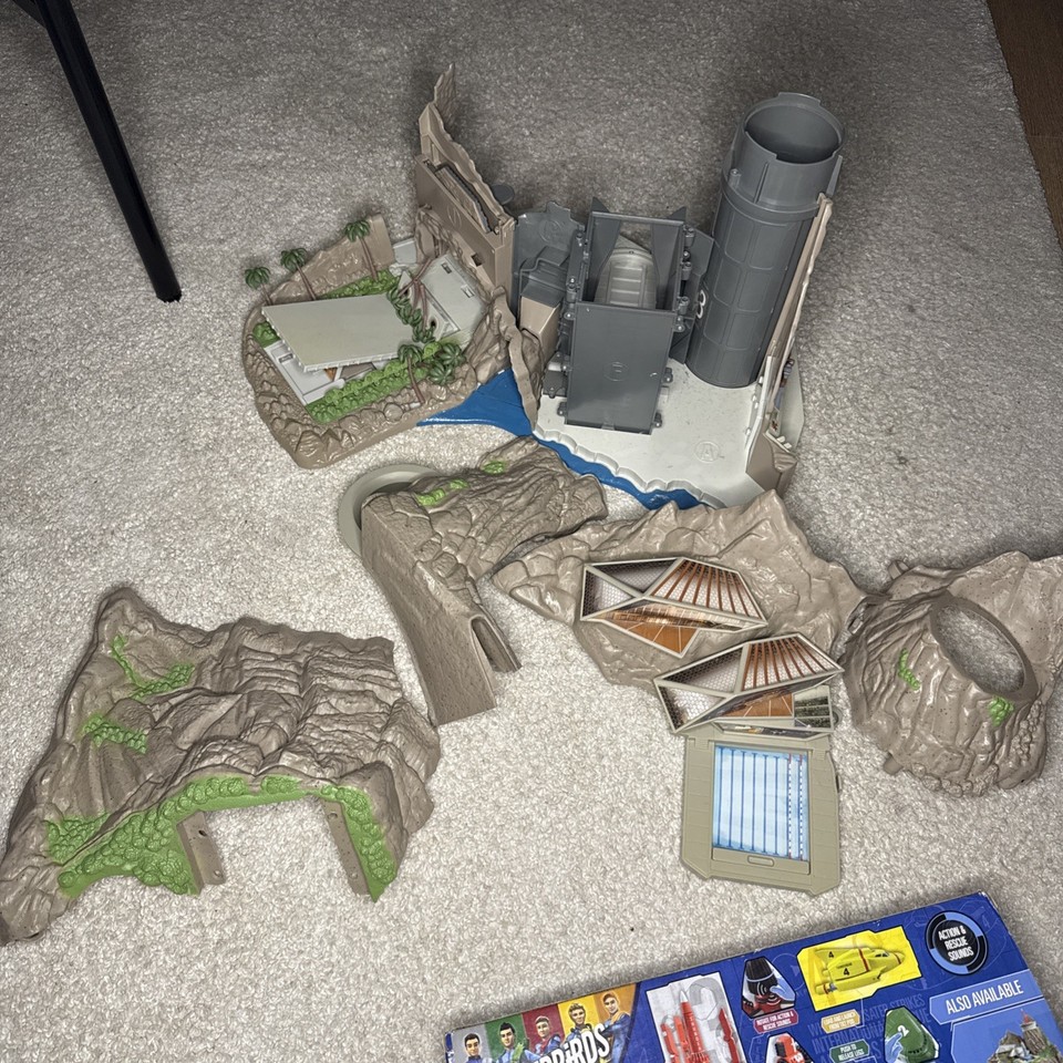 Thunderbirds Are Go Tracy Island 2015 Play Set & Vehicles Incomplete ...