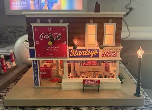 DANBURY MINT STANLEY'S COCA-COLA CORNER DRUG STORE | eBay