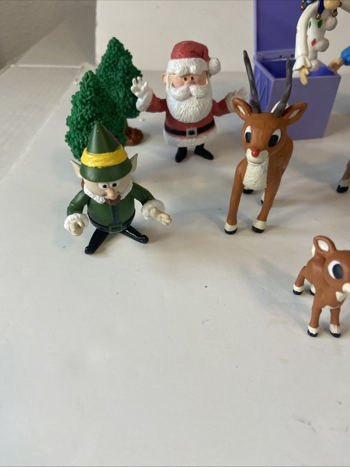 Rudolph the Red Nosed Reindeer Island Of Misfit Toys Lot 13 Figures ...